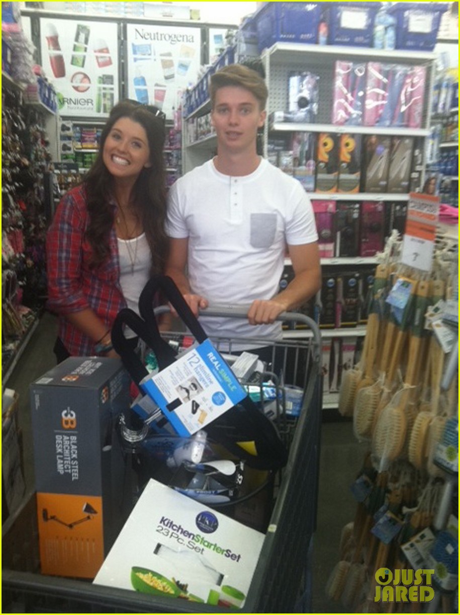 Patrick Schwarzenegger: R+D Kitchen Lunch!: Photo 2703857 | Katherine ...