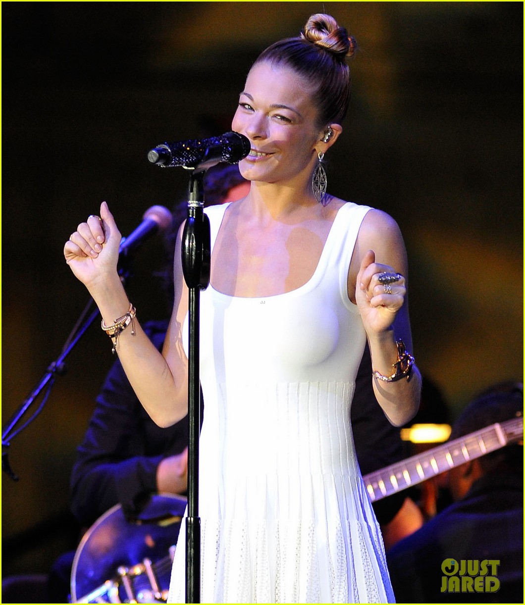 LeAnn Rimes: 17th Annual Symphony Concert Performer!: Photo 2709210 ...