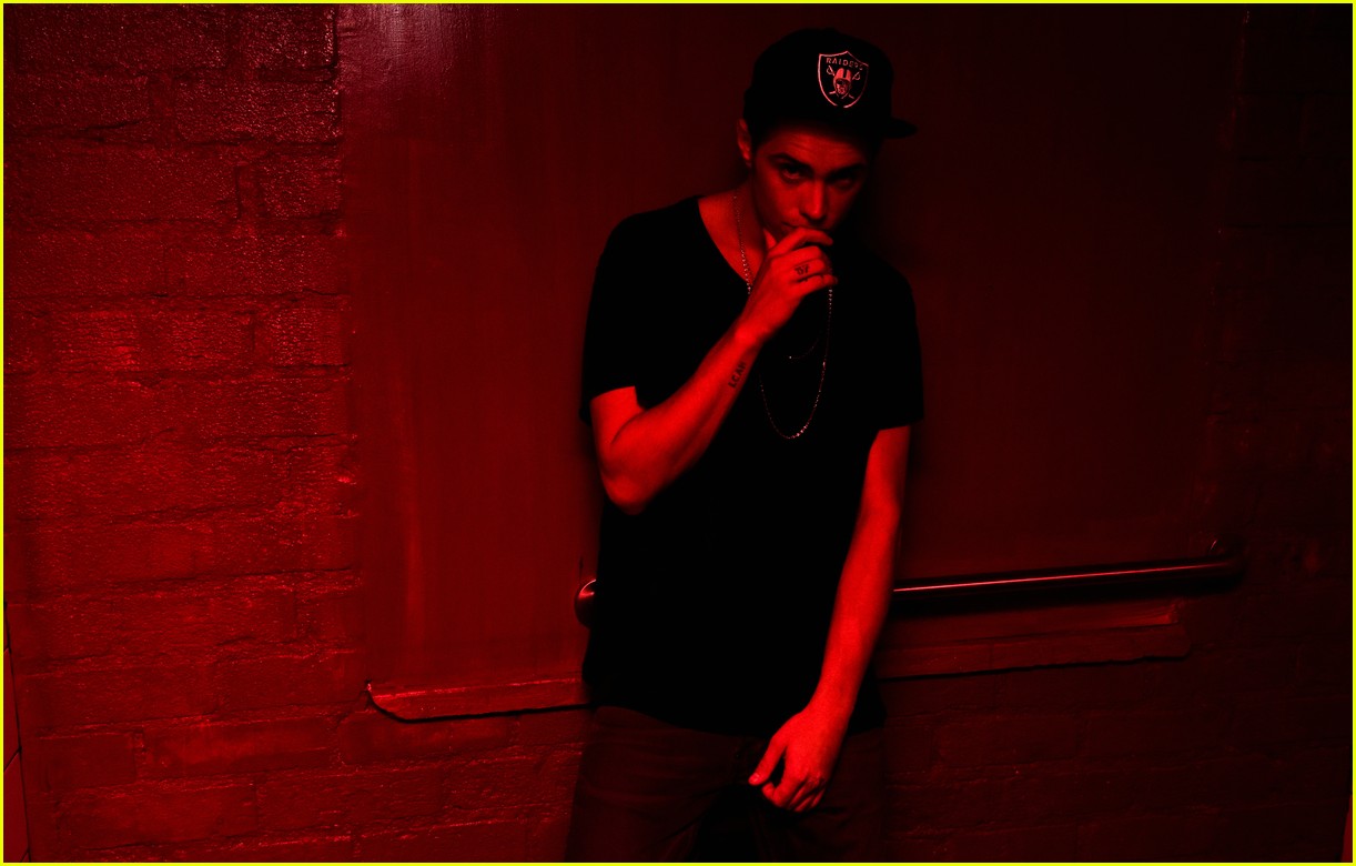 Sammy Adams Photo Shoot - JustJared.com Exclusive!: Photo 2697826 ...