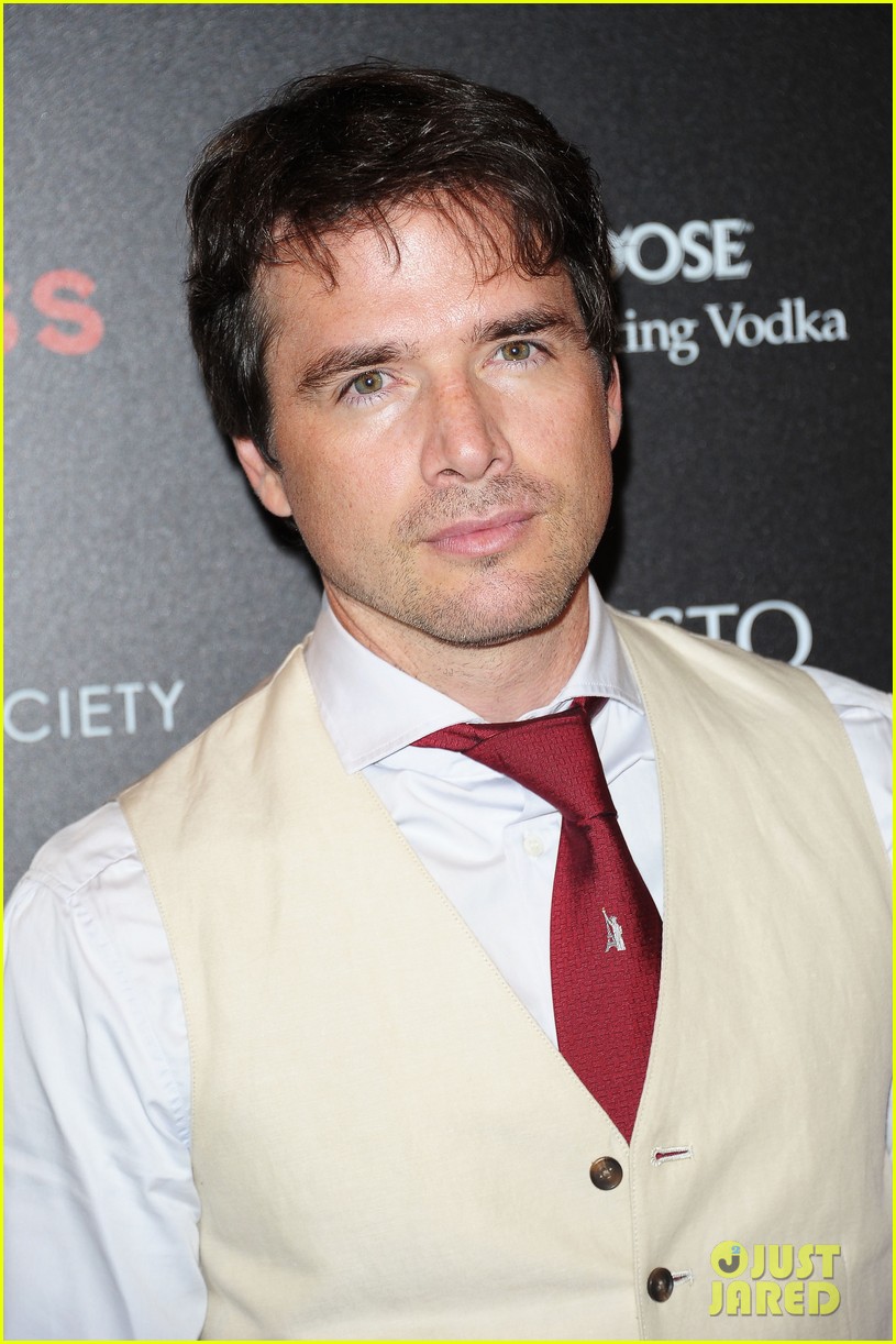 Jessica Chastain & Shia LaBeouf: 'Lawless' Screening!: Photo 2701788 ...