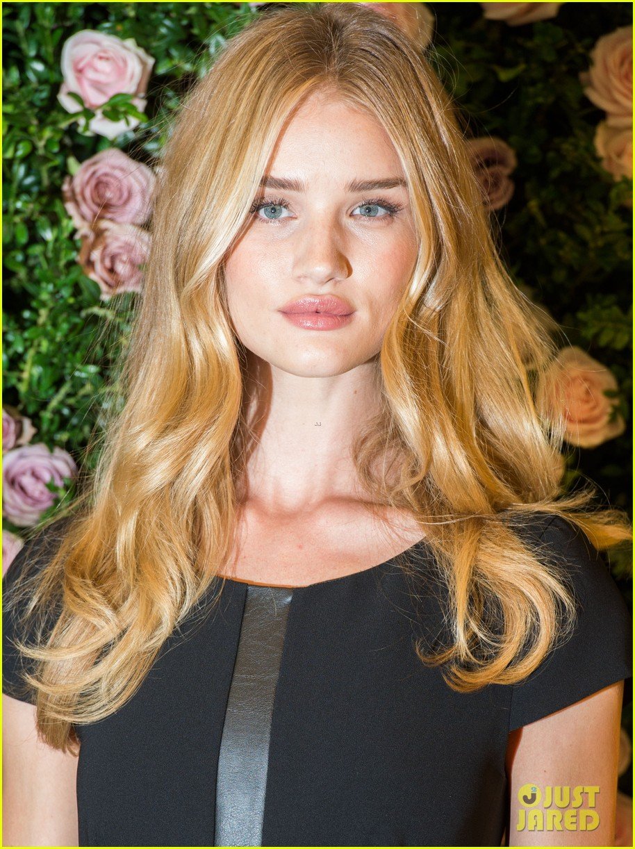 Rosie Huntington-Whiteley: 'Rosie for Autograph' Launch!: Photo 2711164 ...