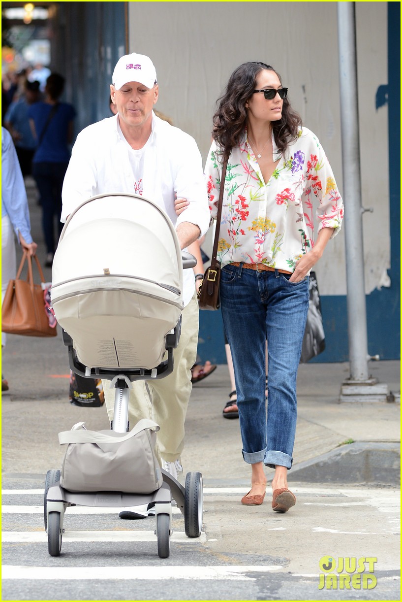 Bruce Willis & Emma Heming: Shopping with Baby Mabel!: Photo 2707180 ...