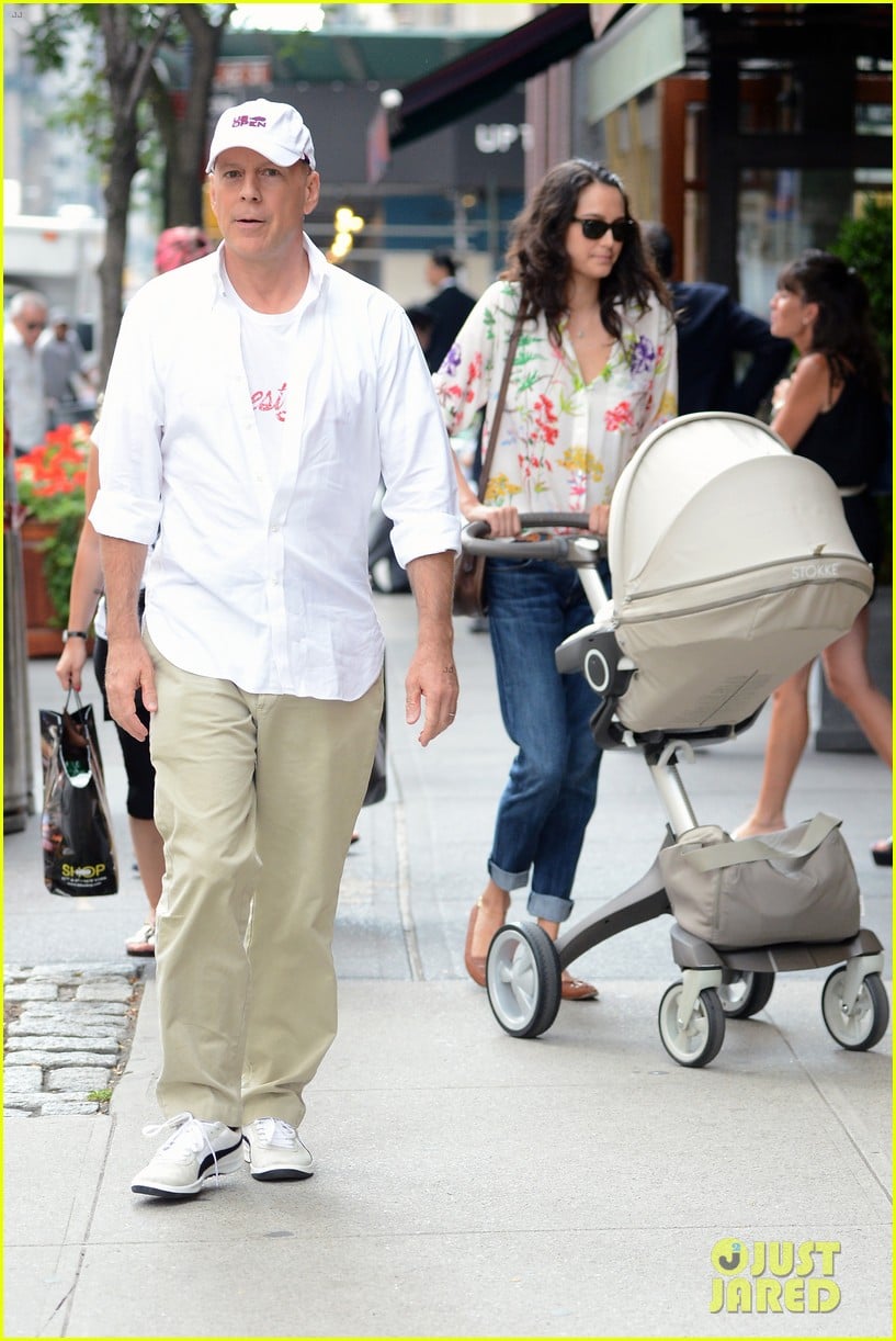 Bruce Willis & Emma Heming: Shopping with Baby Mabel!: Photo 2707191 ...