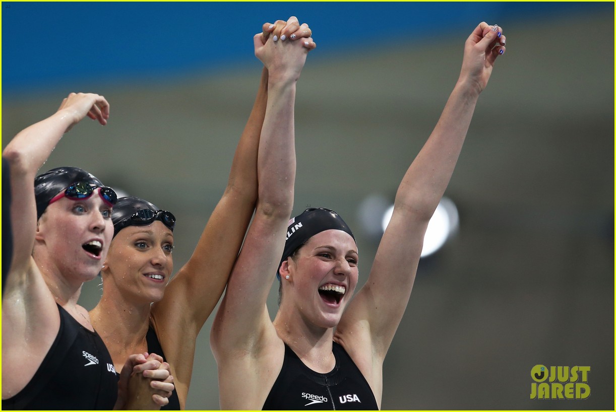U.S. Women's Swimming Team Wins Gold in 4x200m Relay!: Photo 2695446 ...