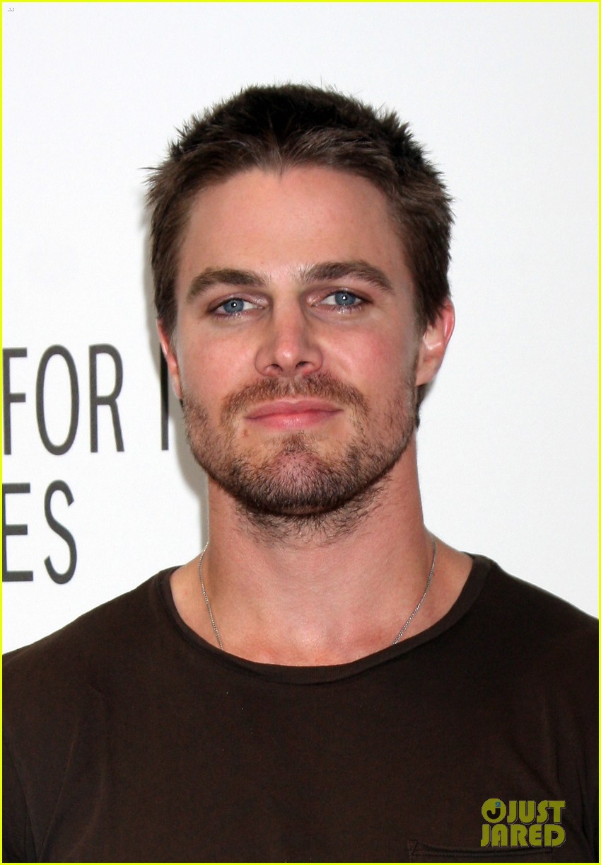Stephen Amell: 'Arrow' Screening at Paley Center!: Photo 2718325 ...