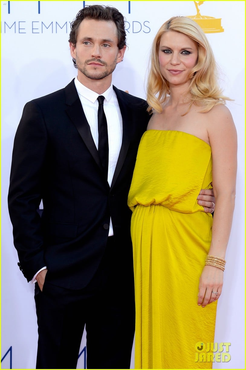 Claire Danes & Hugh Dancy - Emmys 2012 Red Carpet: Photo 2727320 ...