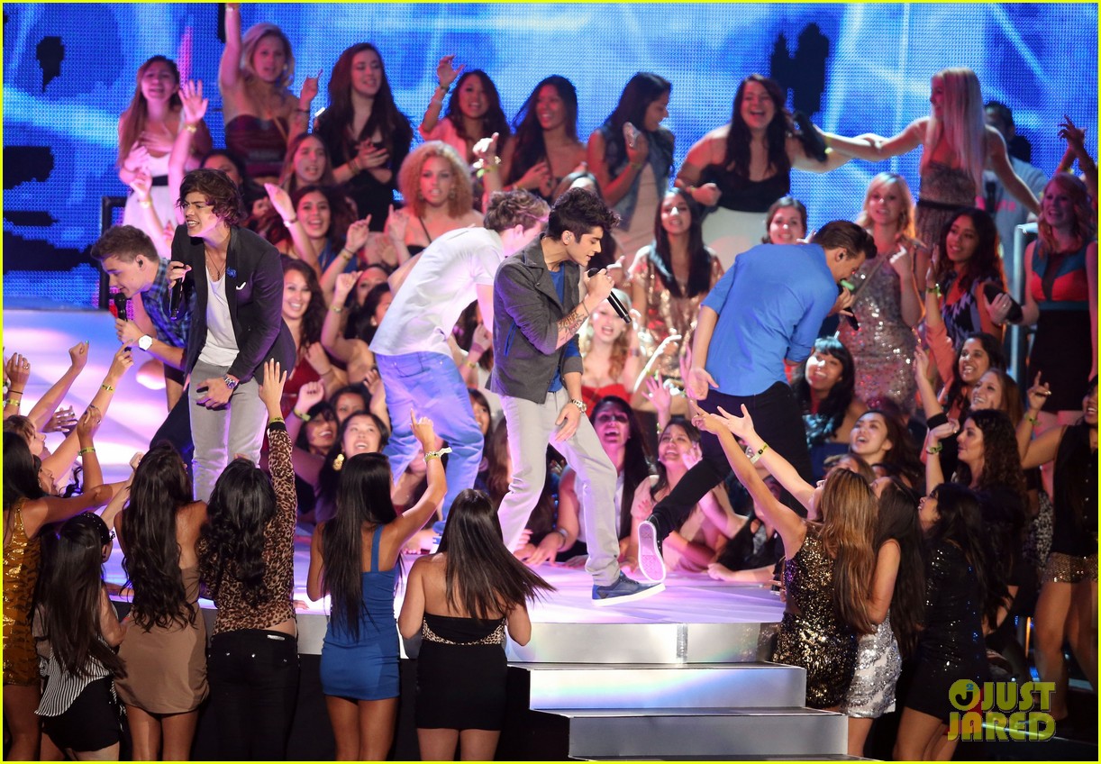 One Direction's MTV VMAs Performance 2012 - Watch Now!: Photo 2715767 ...