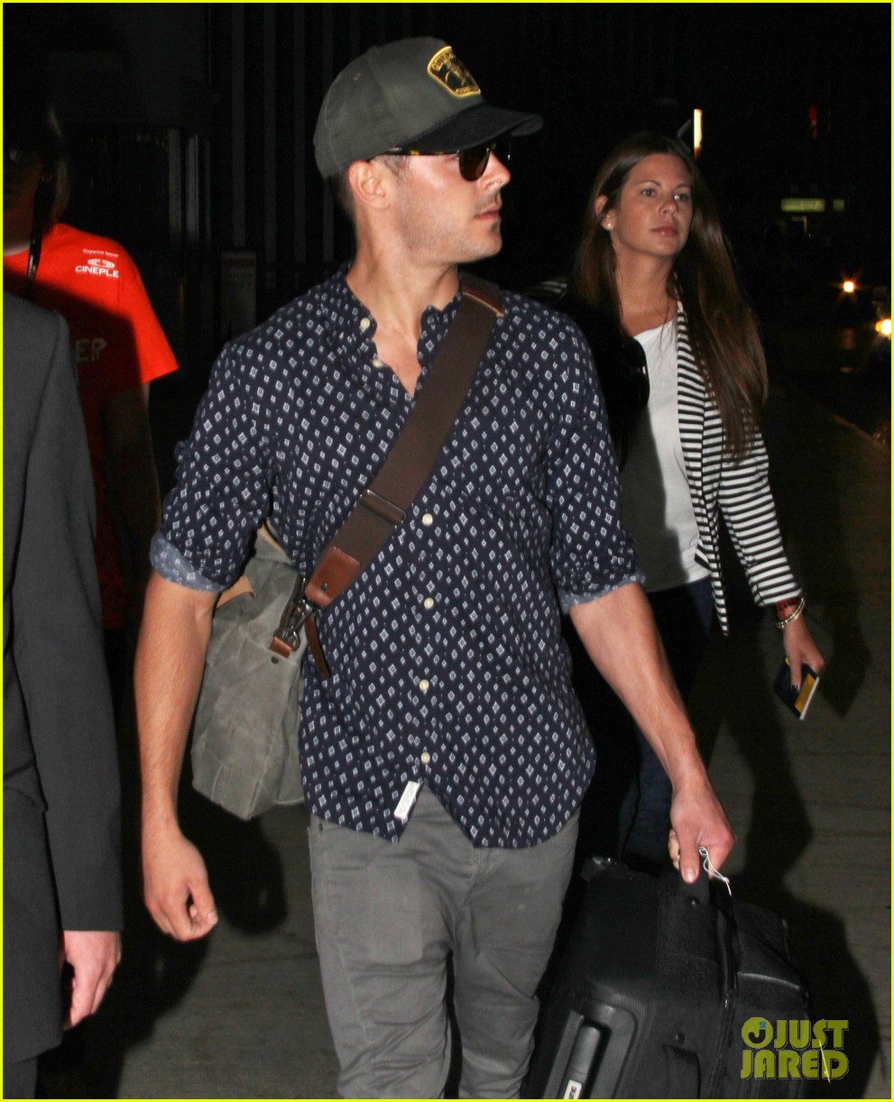 Zac Efron: Back in Toronto for 'Paperboy' Premiere!: Photo 2721453 ...