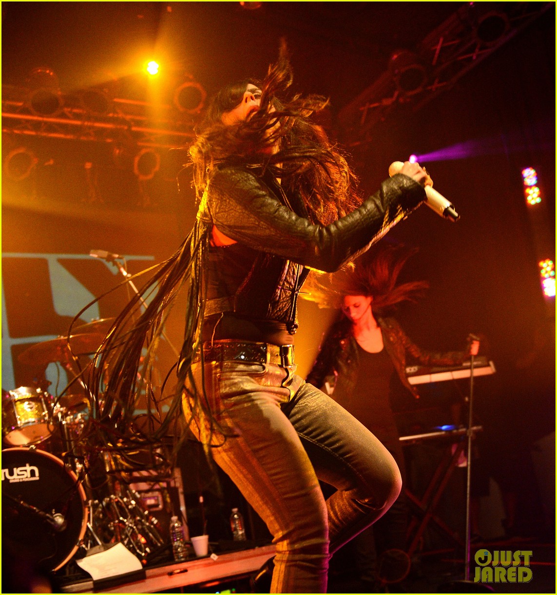 Nelly Furtado's 'Parking Lot' Video Premiere - Watch Now!: Photo ...