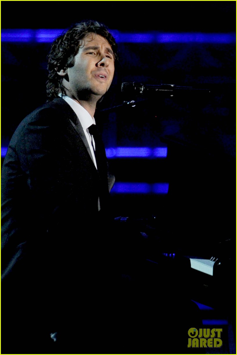 Josh Groban Sings One Direction Tribute for Jimmy Kimmel: Photo 2727449 ...