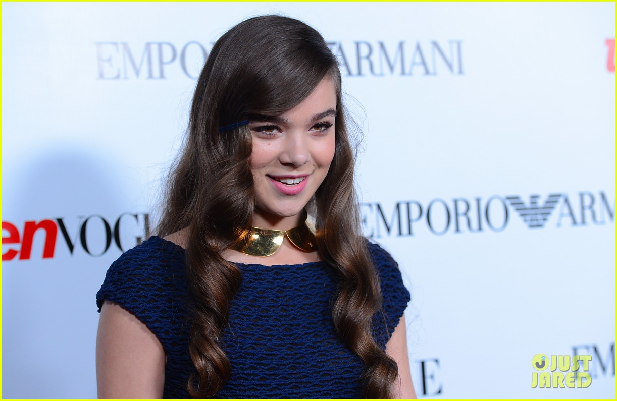 Hailee Steinfeld & Lucy Hale: Teen Vogue's Young Hollywood Party ...
