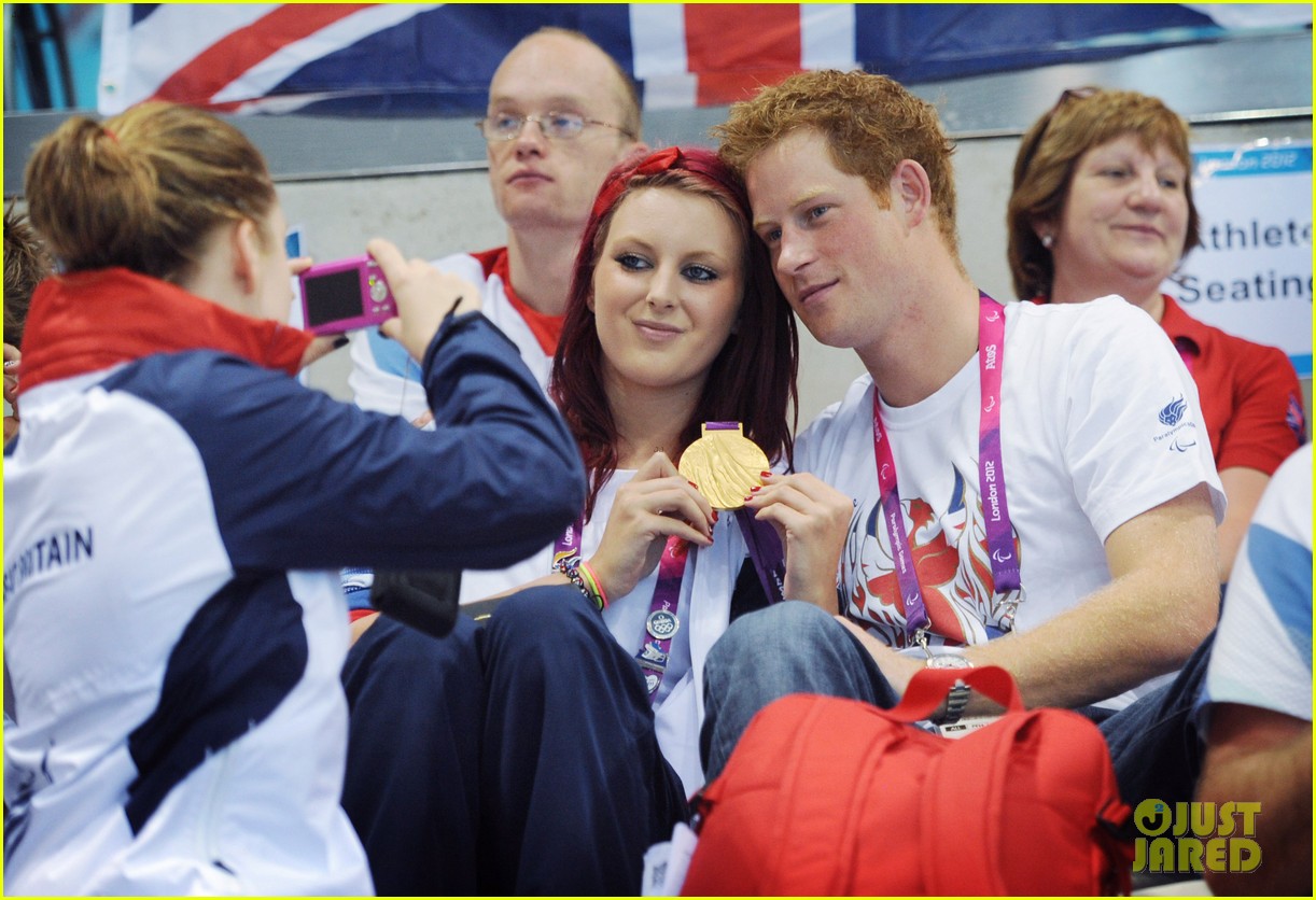 Prince Harry: Paralympics Swimming Spectator!: Photo 2713781 | Prince ...