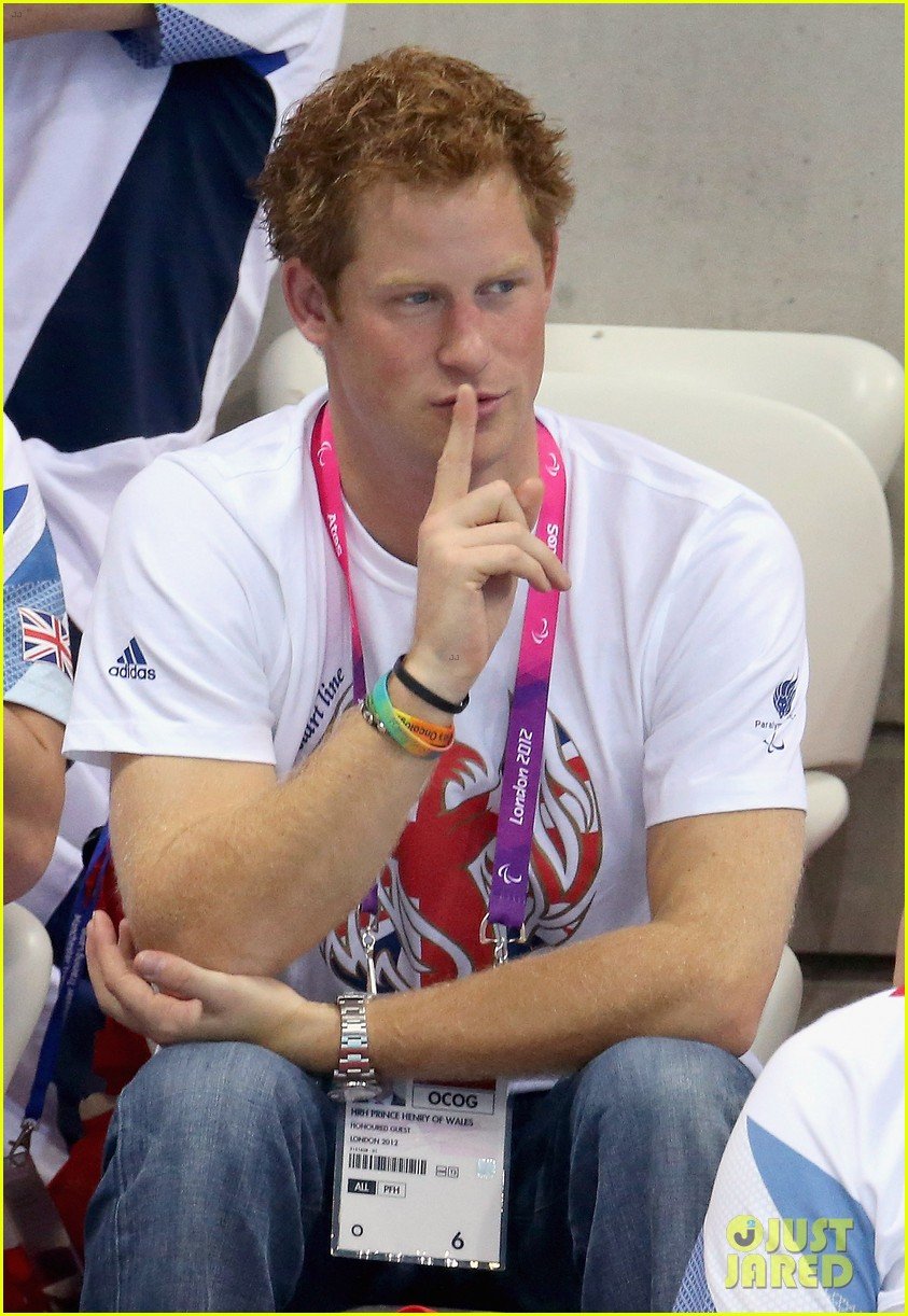 Prince Harry: Paralympics Swimming Spectator!: Photo 2713816 | Prince ...