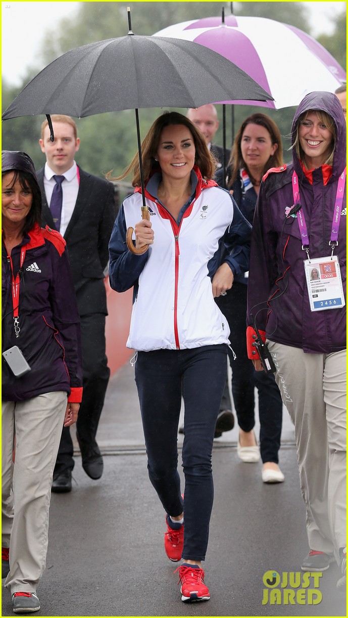 Duchess Kate Cheers Great Britain's Rowing Team to Gold Medal!: Photo ...