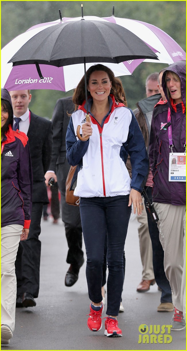 Duchess Kate Cheers Great Britain's Rowing Team to Gold Medal!: Photo ...