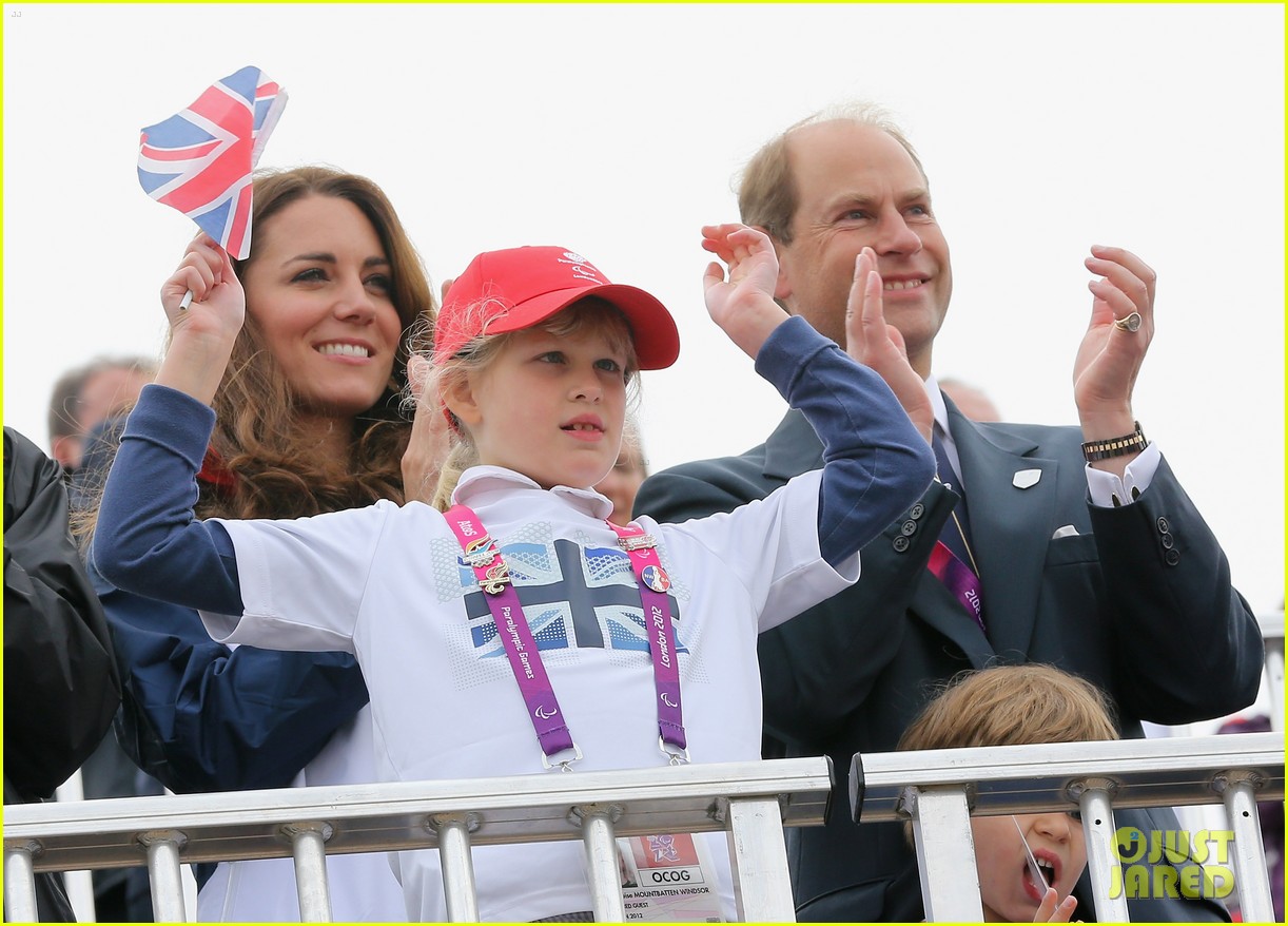Duchess Kate Cheers Great Britain's Rowing Team to Gold Medal!: Photo ...