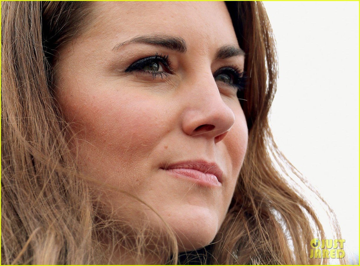 Duchess Kate Cheers Great Britain's Rowing Team to Gold Medal!: Photo ...