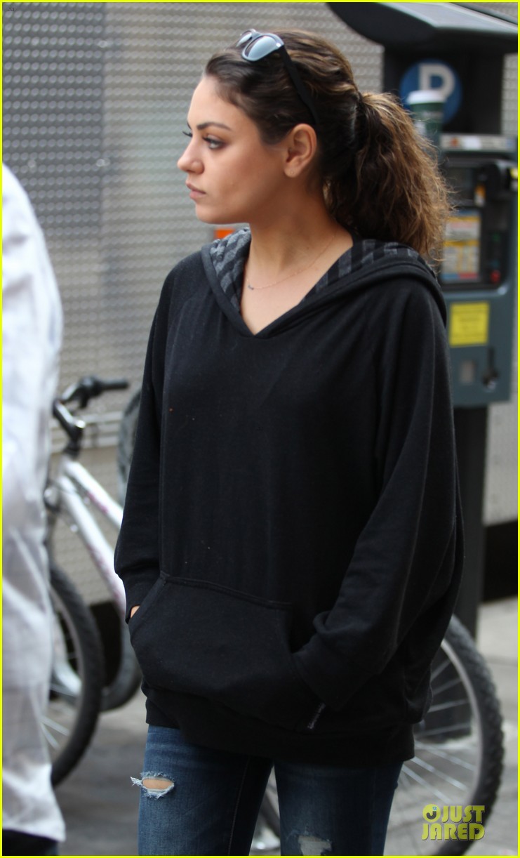 Mila Kunis: 'Angriest Man in Brooklyn' Set!: Photo 2724169 | Mila Kunis ...
