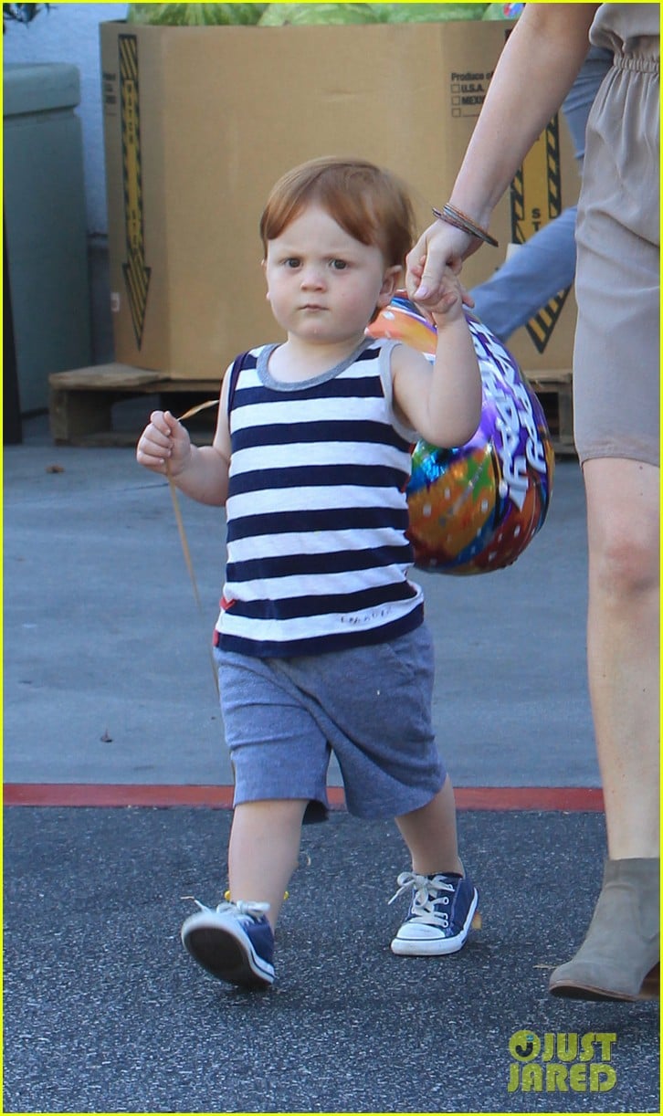 Amy Poehler: Bristol Farms with Abel & Archie!: Photo 2713175 | Abel ...