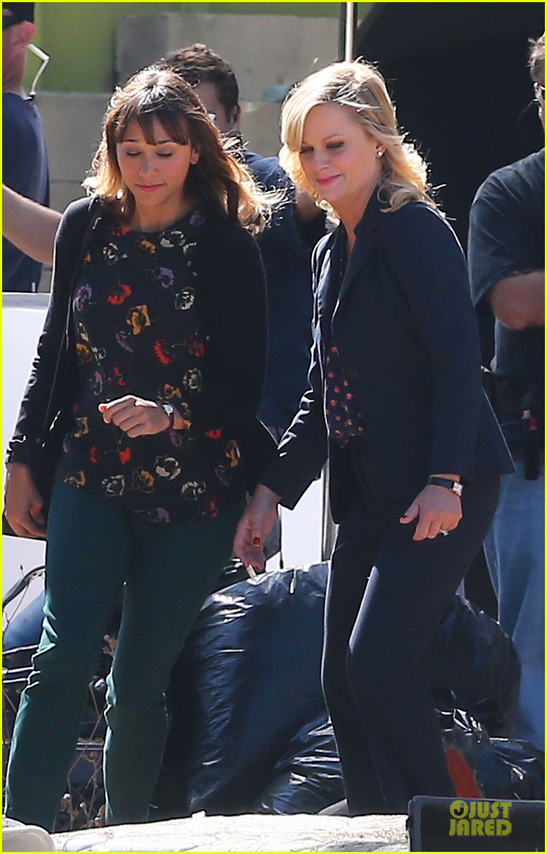 Amy Poehler: 'Parks & Recreation' Set with Rashida Jones!: Photo ...