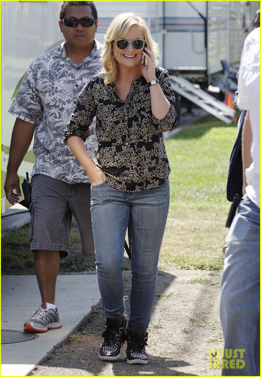 Amy Poehler & Rashida Jones: New 'Parks & Recreation' This Week!: Photo ...