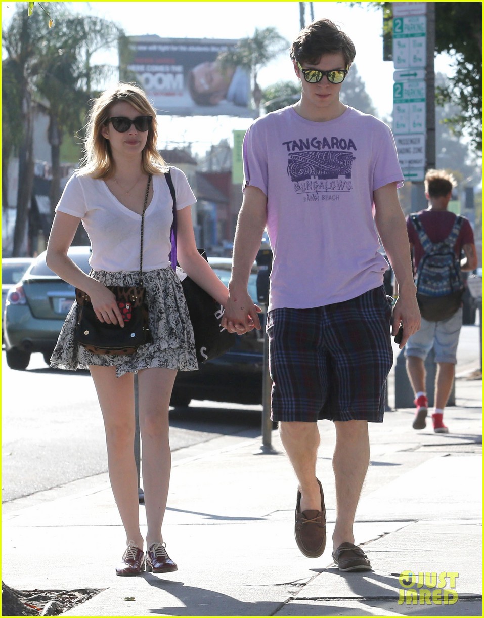 Emma Roberts & Evan Peters: Holding Hands on Melrose!: Photo 2725513 ...