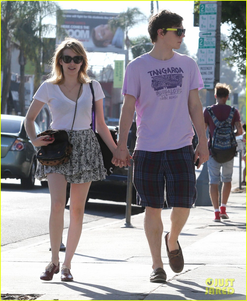 Emma Roberts & Evan Peters: Holding Hands on Melrose!: Photo 2725518 ...