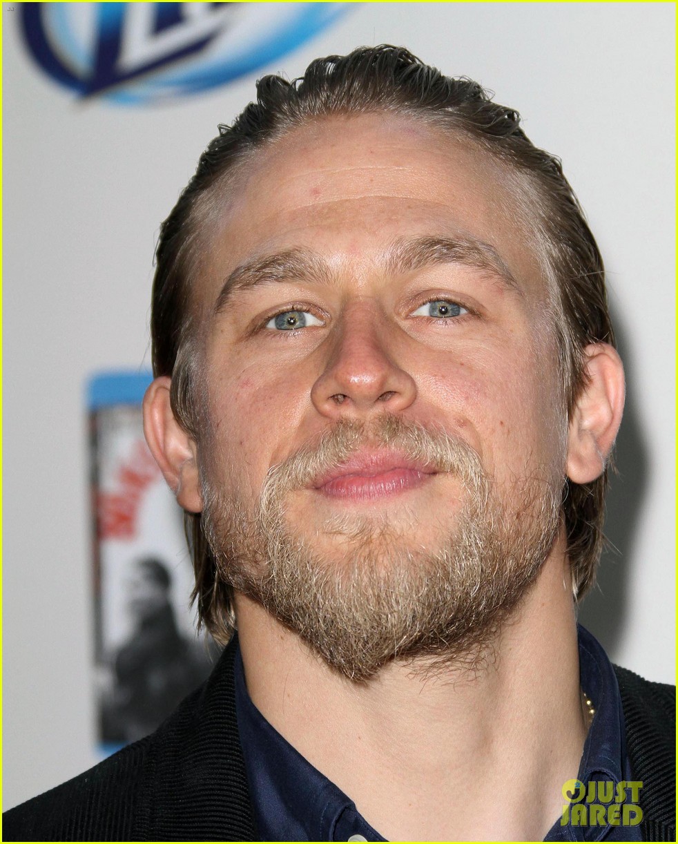 Charlie Hunnam & Katey Sagal: 'Sons of Anarchy' Premiere!: Photo 2718360 | Charlie Hunnam, Katey ...