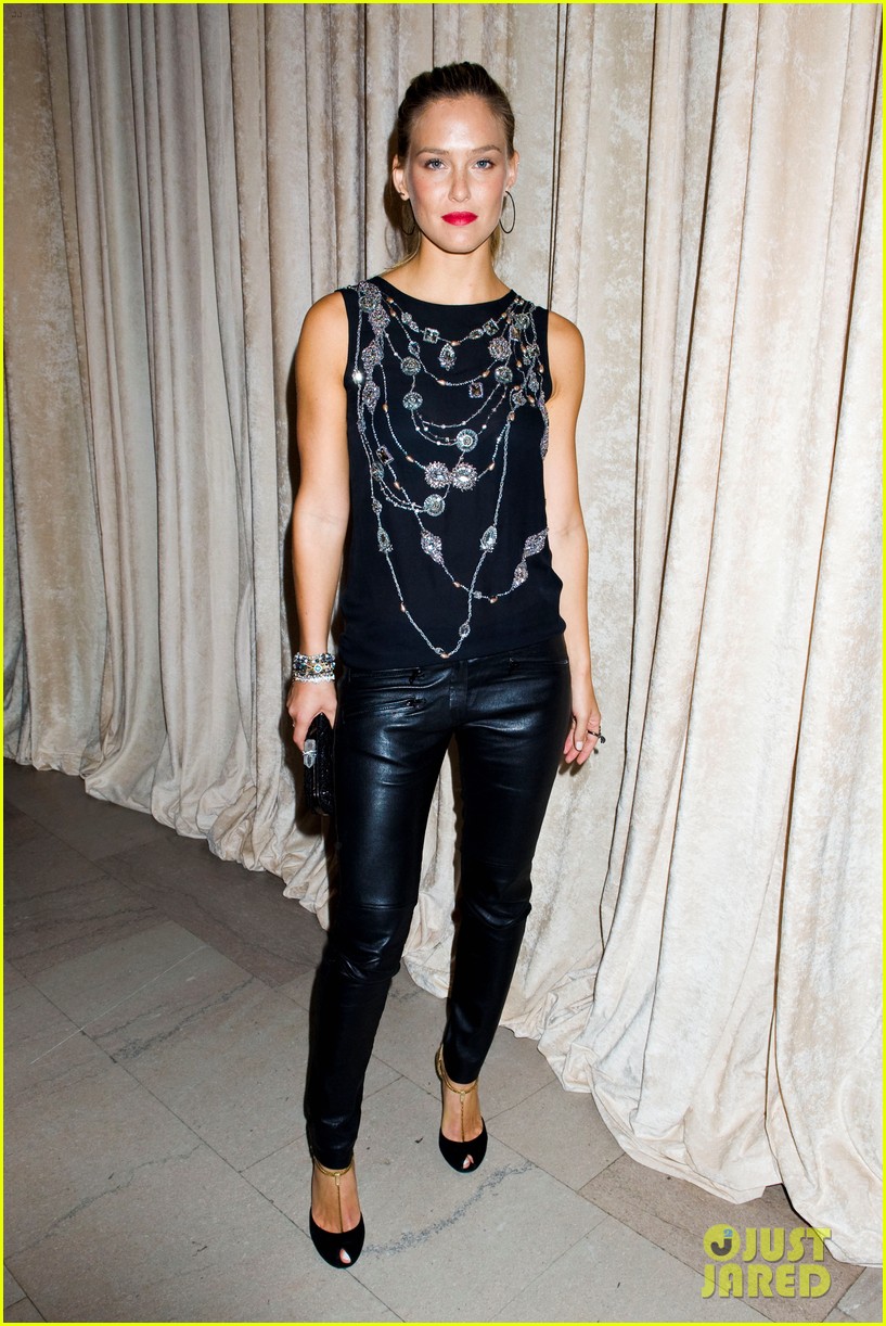 Bar Refaeli & Stacy Keibler: 'Marchesa' Show at NYFW!: Photo 2720580 ...