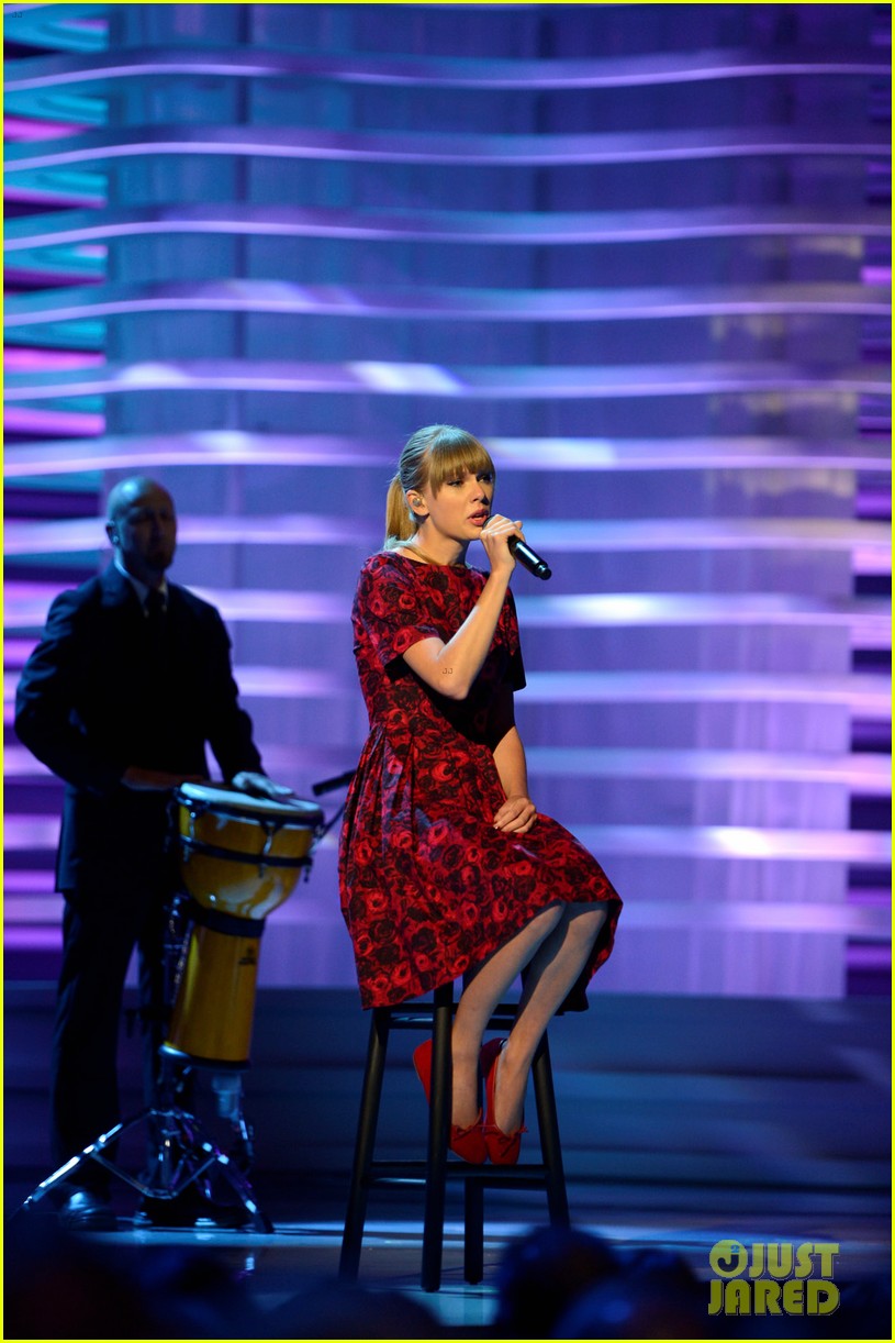 Taylor Swift's 'Ronan' - New Song Debuted on SU2C Telecast!: Photo ...