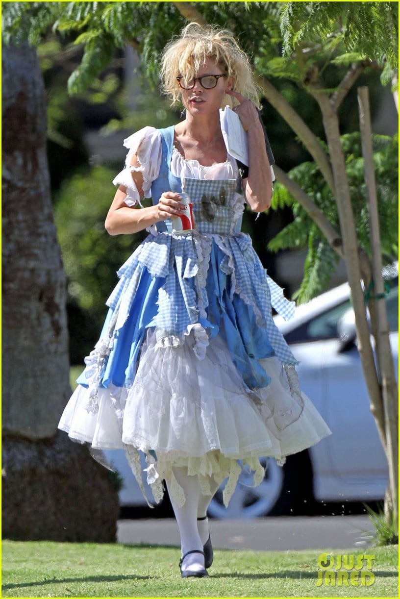 Sofia Vergara & Julie Bowen: 'Modern Family' Filming!: Photo 2732957 ...