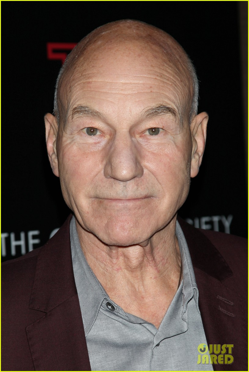 Photo: gerard butler eve hewson this must be the place screening 11 ...