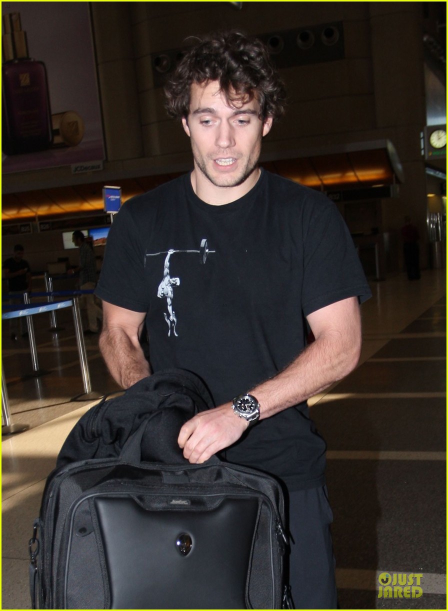 Henry Cavill: 'Superman is Superman,' Raves Co-star!: Photo 2745746 ...