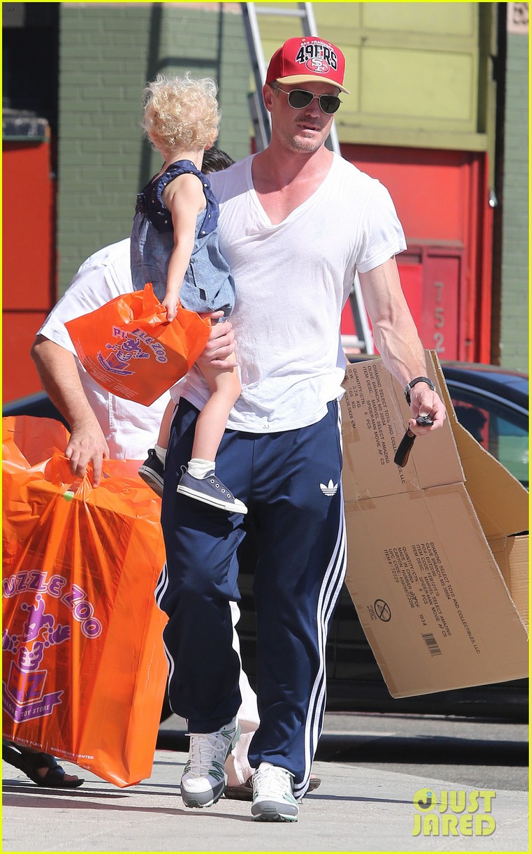 Eric Dane: Puzzle Zoo with Billie!: Photo 2732531 | Billie Dane ...