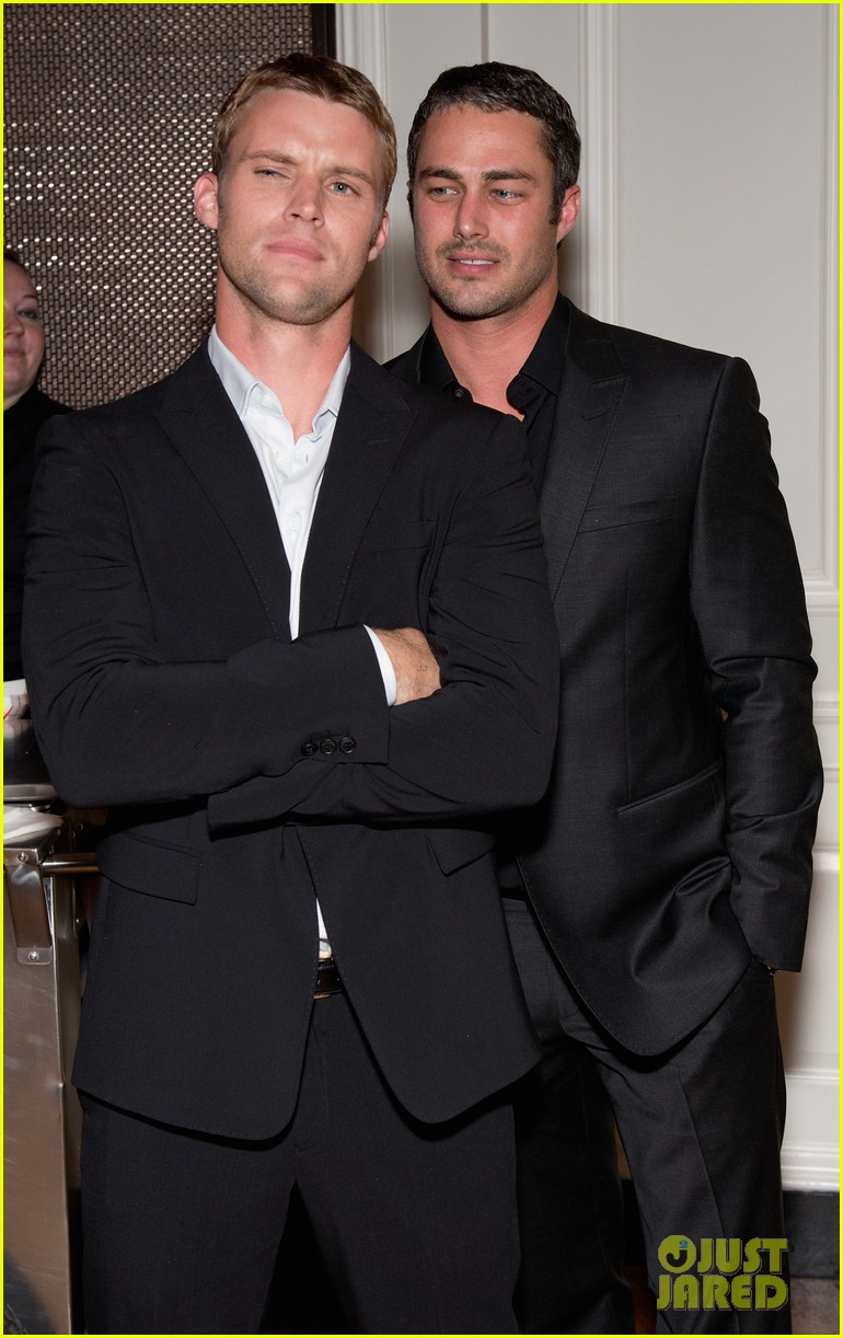 Taylor Kinney & Jesse Spencer: 'Chicago Fire' Premiere!: Photo 2732380 ...