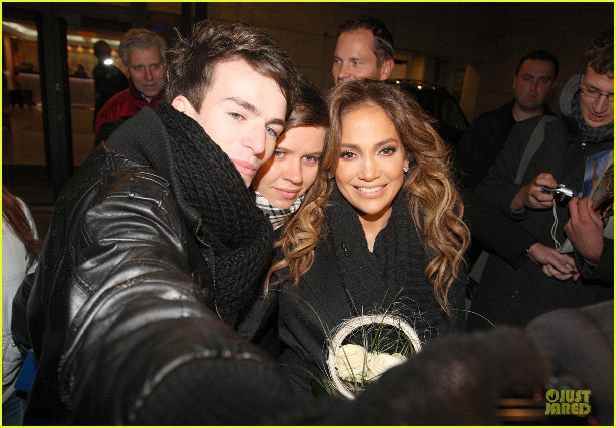 Jennifer Lopez: UNESCO Charity Gala!: Photo 2746271 | Jared Leto ...