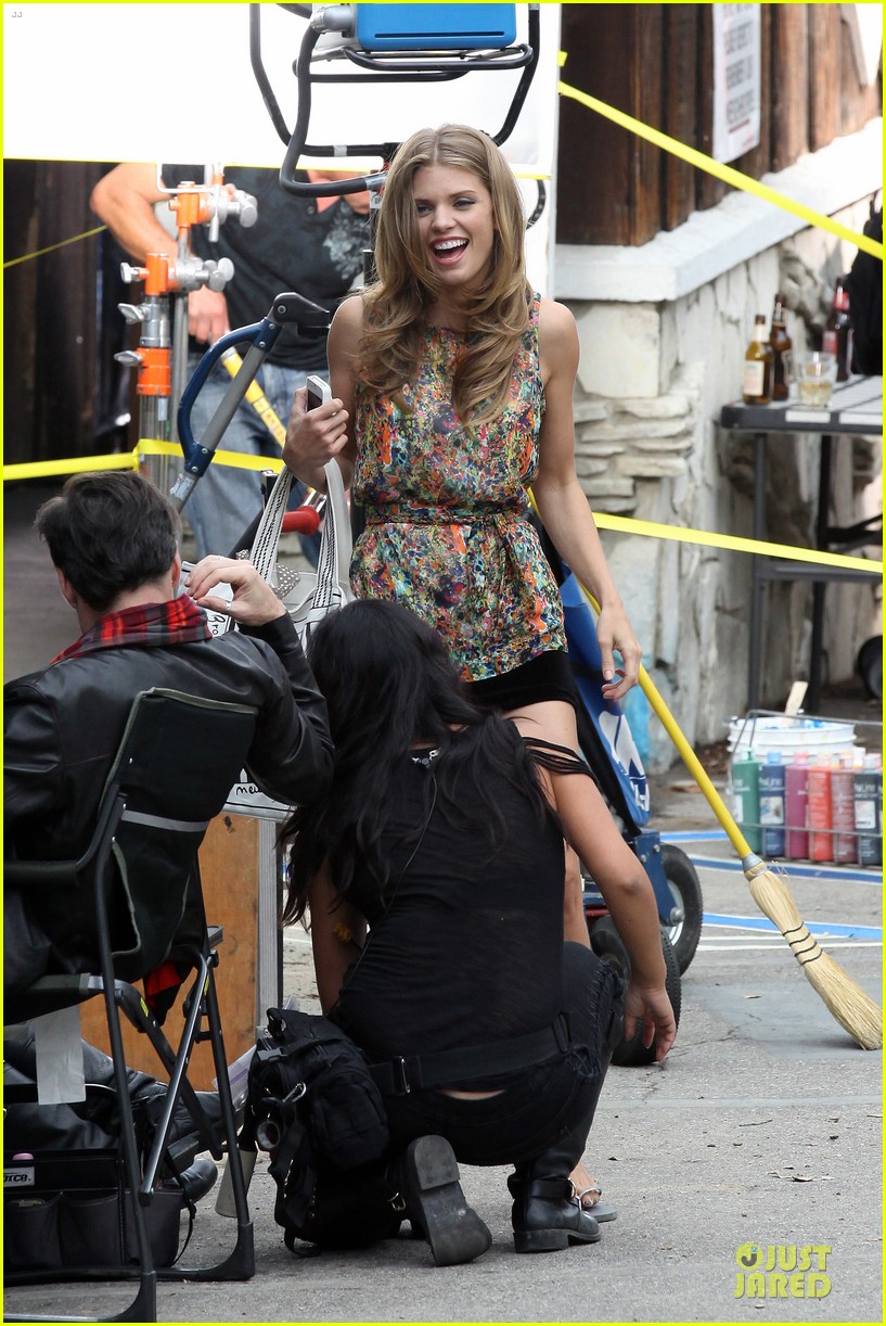 AnnaLynne McCord: Camera Phone Fun on '90210' Set!: Photo 2737809 ...