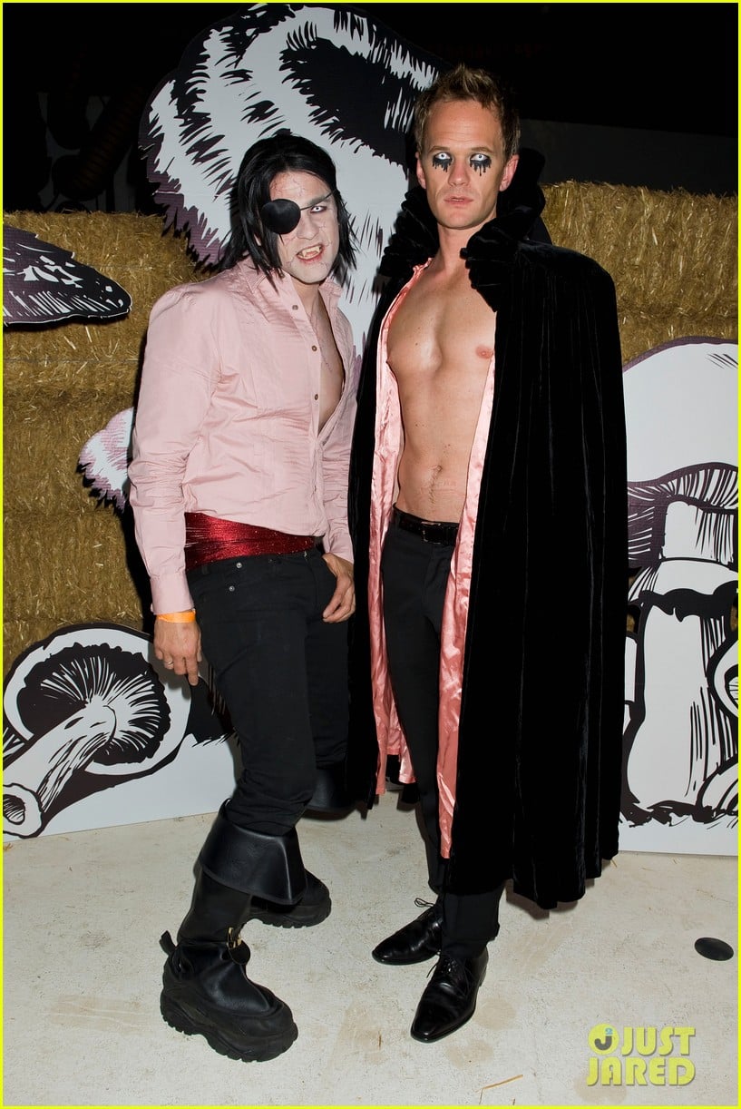 Neil Patrick Harris: Shirtless at Just Jared Halloween Party!: Photo ...