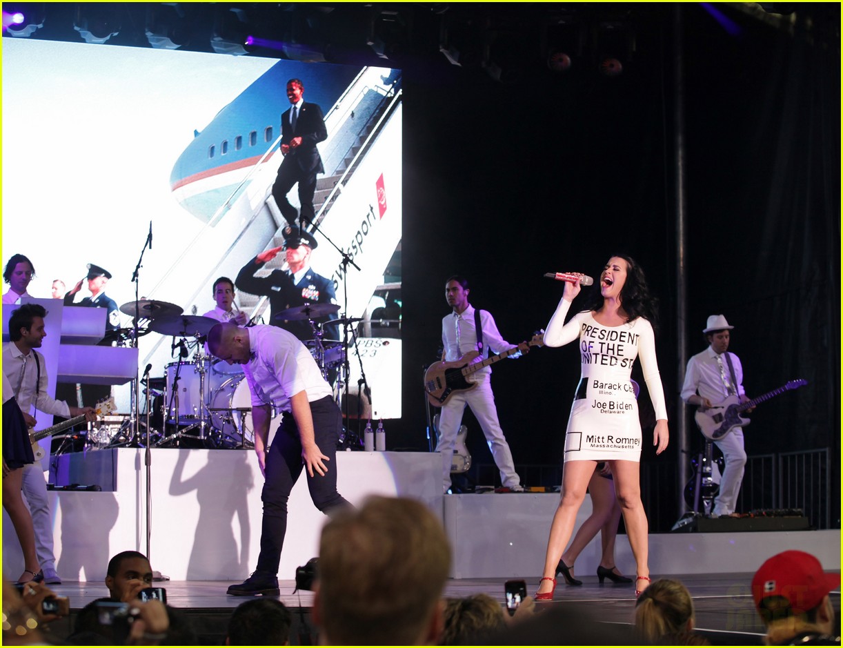Katy Perry: Voting Ballot Dress at Obama Rally!: Photo 2744571 | Barack ...