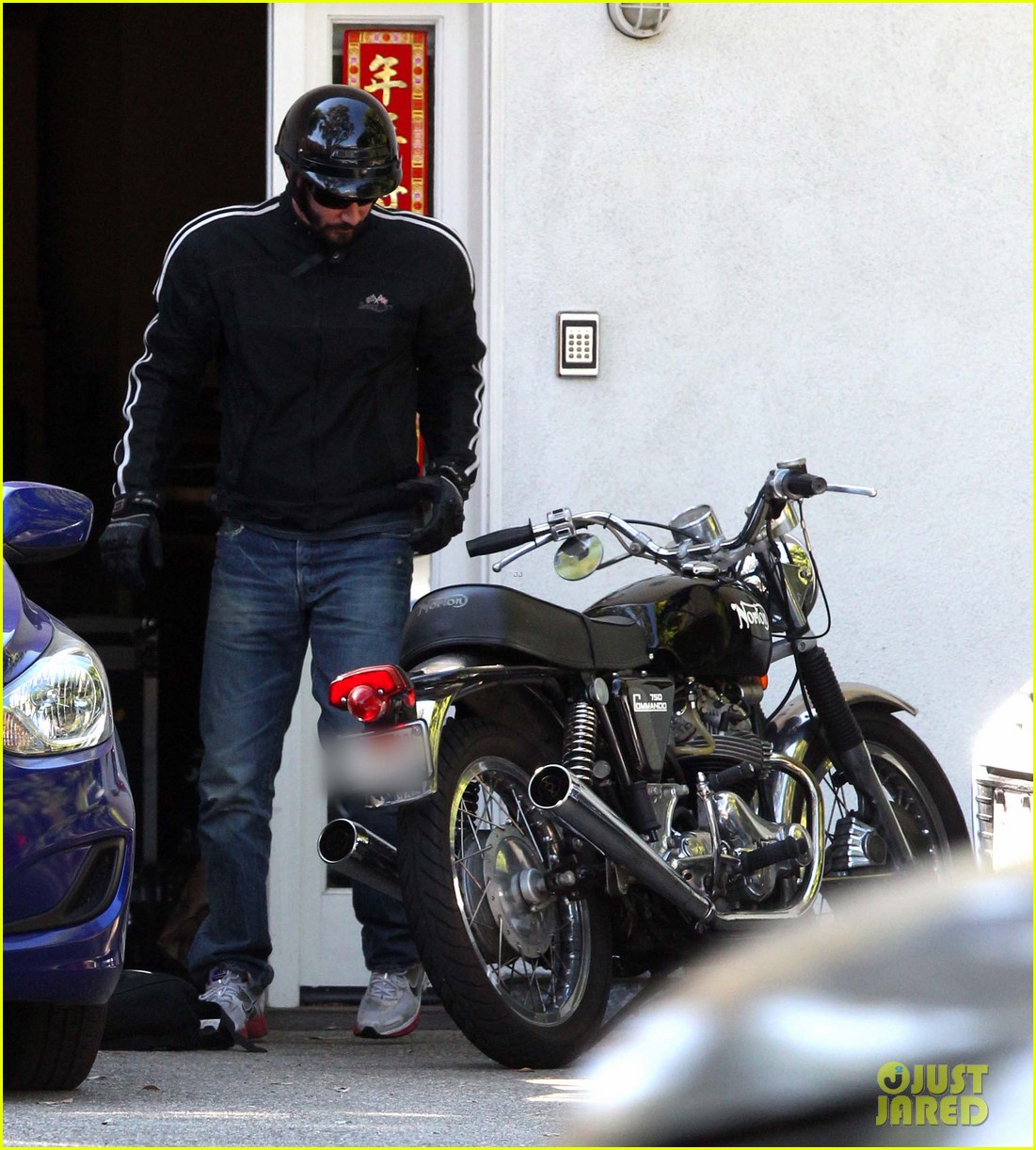 Keanu Reeves is A Biker Dude!: Photo 2748434 | Keanu Reeves Photos ...