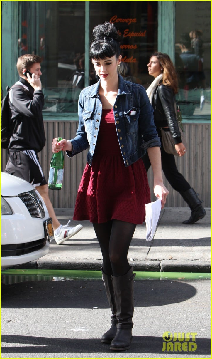 Krysten Ritter: 'Don't Trust the B---- in Apartment 23' Premiere ...