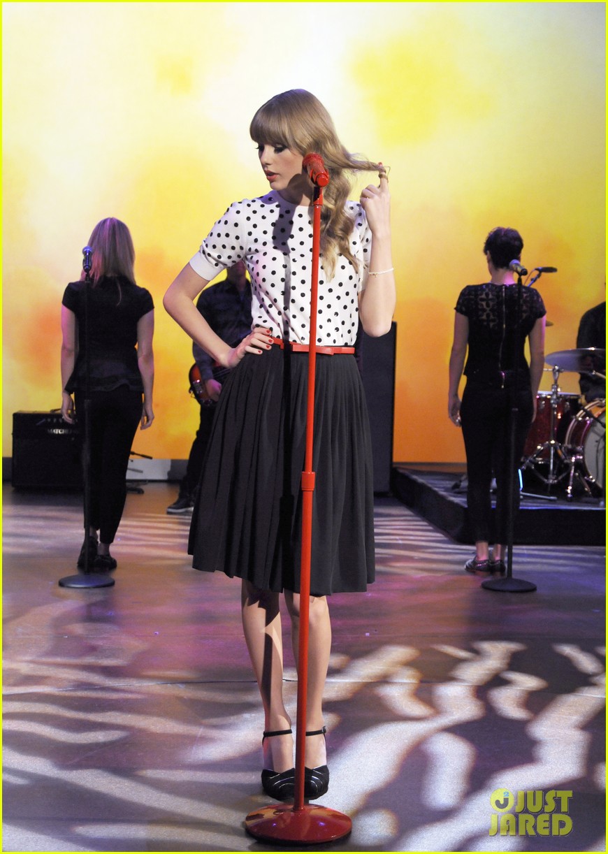 Taylor Swift: 'The View' Appearance!: Photo 2744183 | Taylor Swift ...
