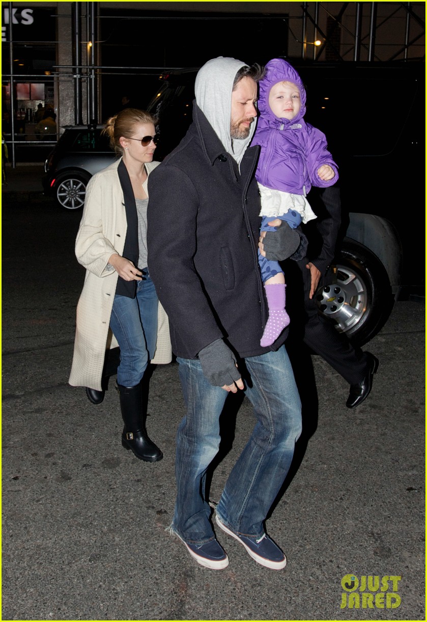 Amy Adams: Big Apple Family Time!: Photo 2765999 | Amy Adams, Aviana Le ...