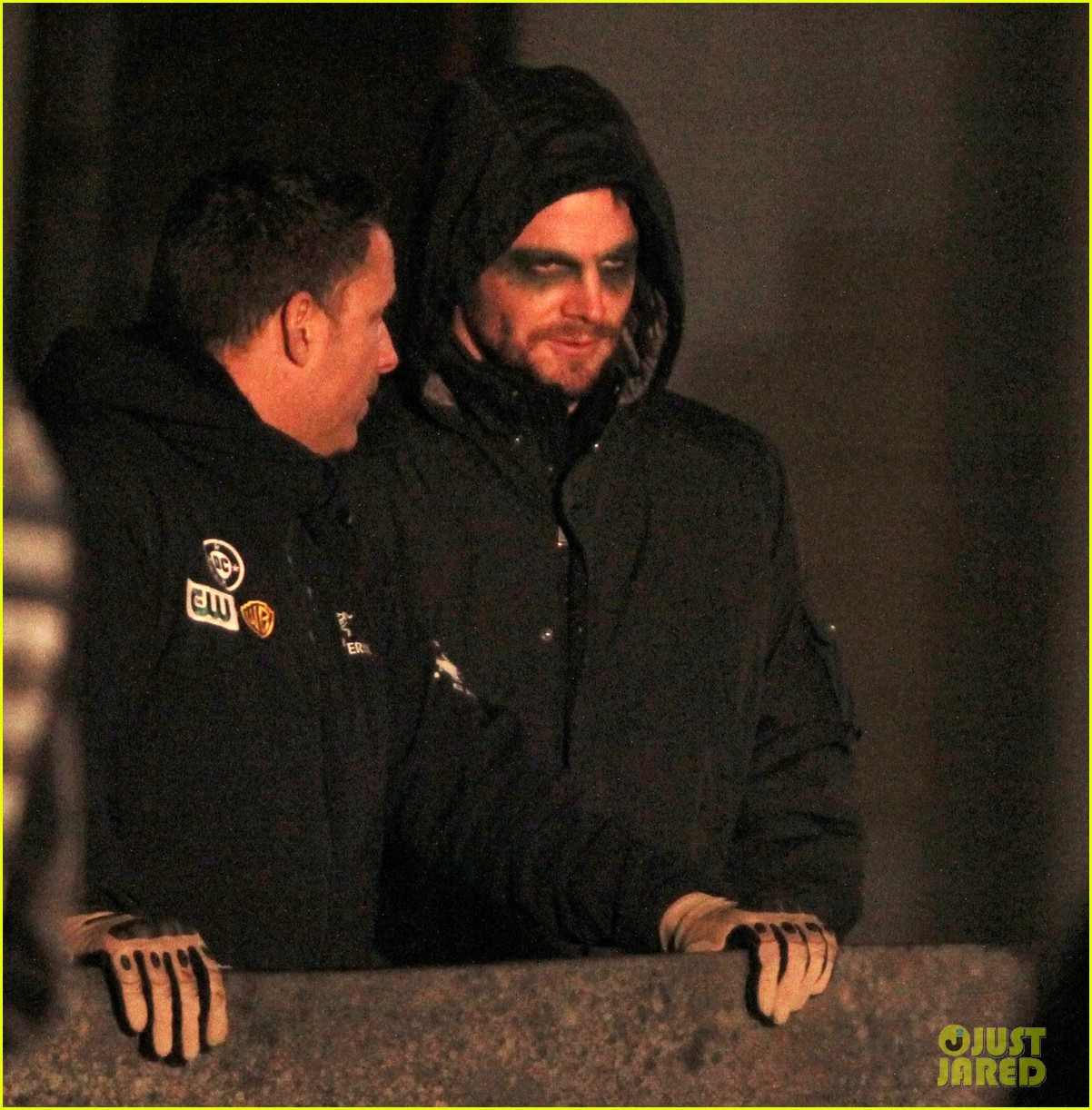 Stephen Amell: Late Night 'Arrow' Fight Scenes!: Photo 2758285 | Annie ...