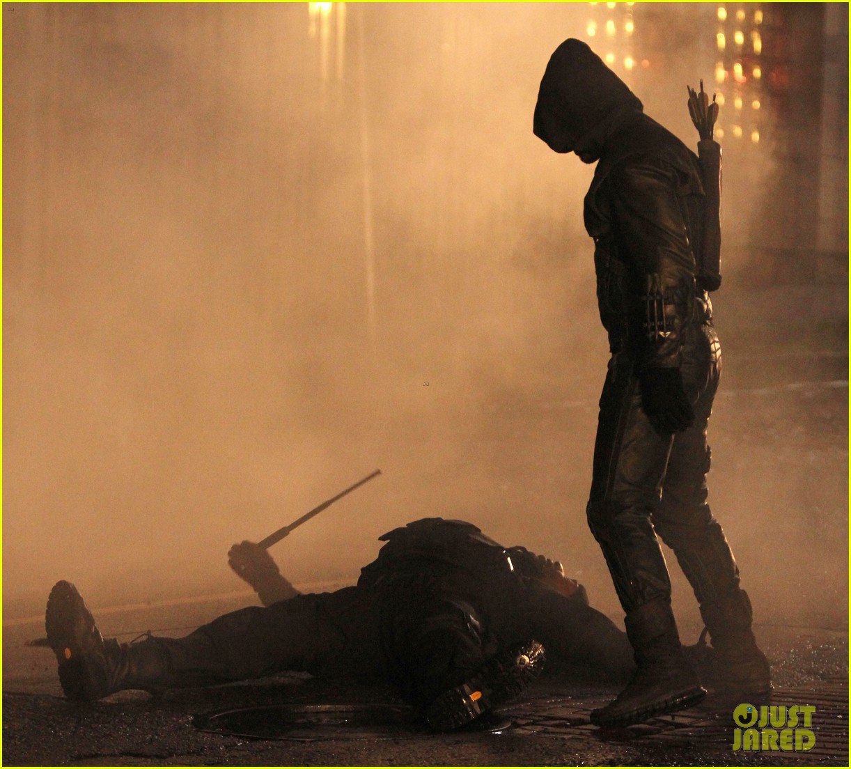 Photo: stephen amell arrow fight scenes 25 | Photo 2758290 | Just Jared ...