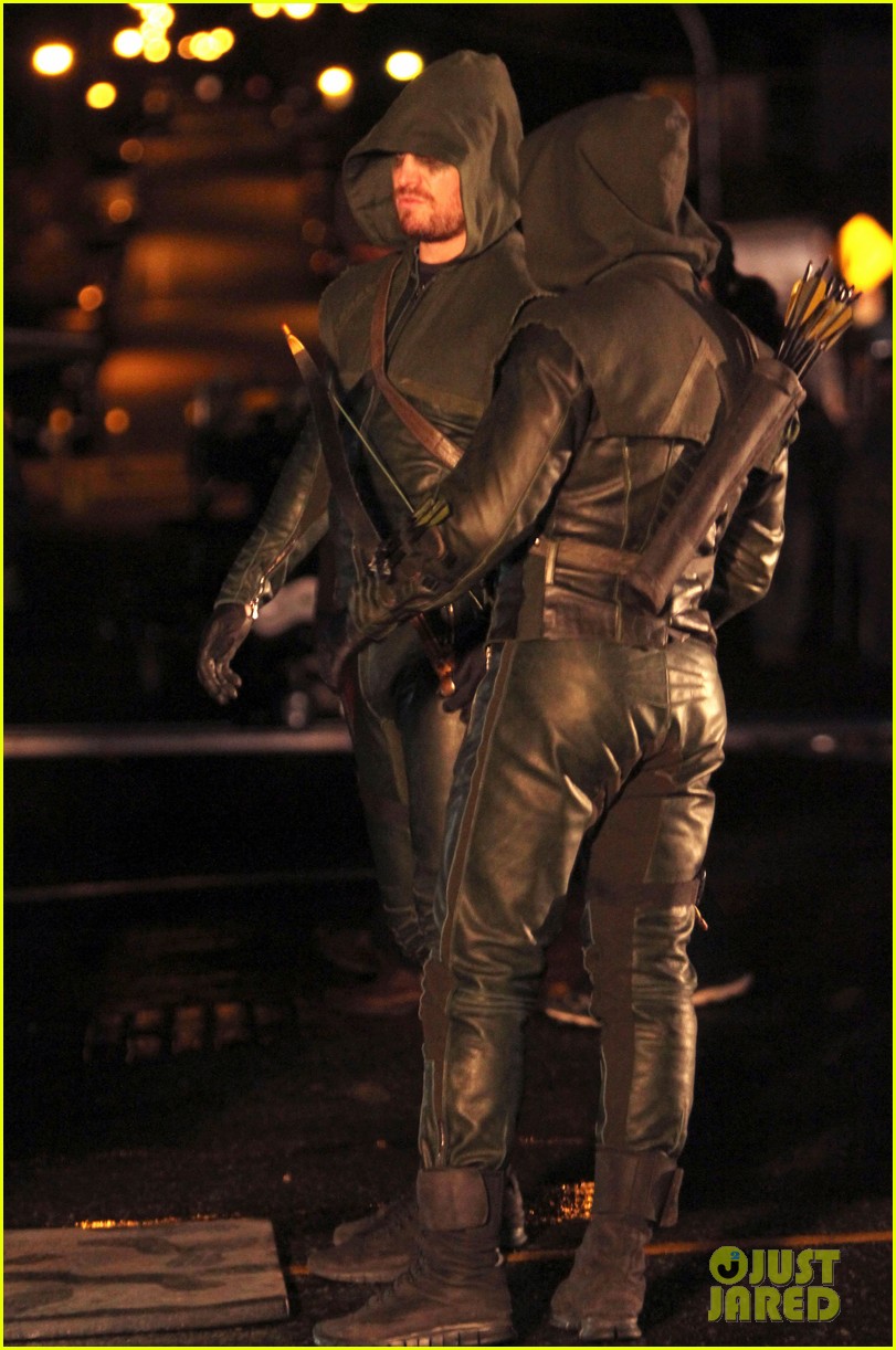 Stephen Amell: Late Night 'Arrow' Fight Scenes!: Photo 2758296 | Annie ...