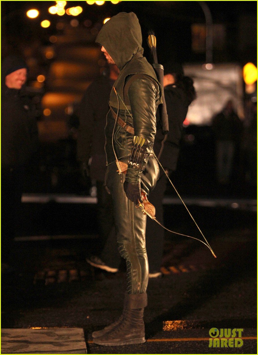 Stephen Amell: Late Night 'Arrow' Fight Scenes!: Photo 2758297 | Annie ...
