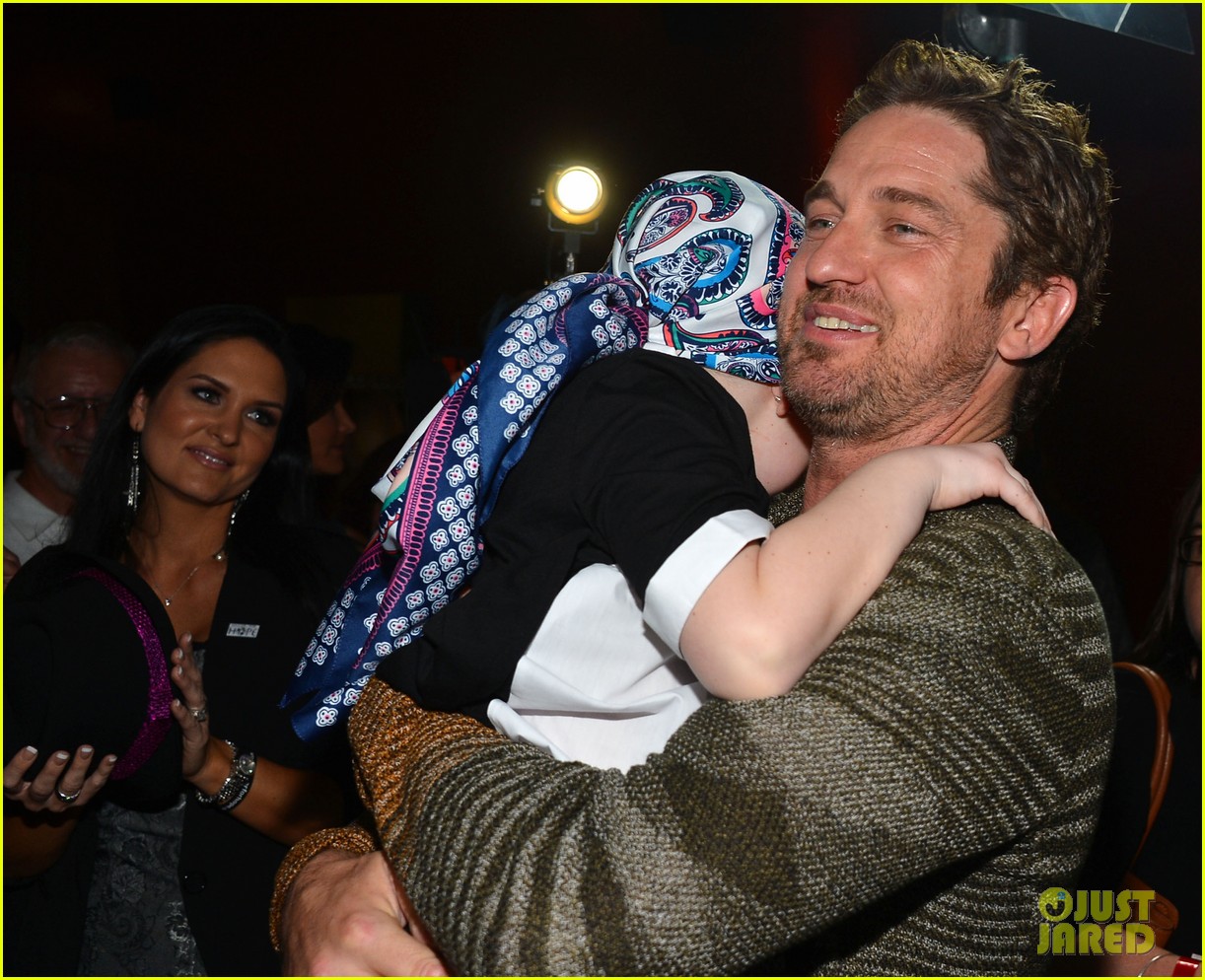 Gerard Butler: 'Playing for Keeps' Charity Screening!: Photo 2765901 ...