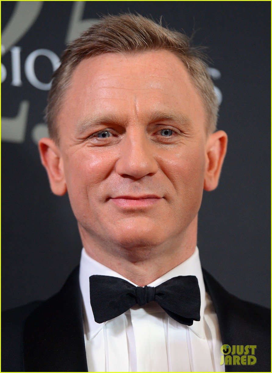 Daniel Craig: BAFTA Britannia Awards with 'Skyfall' Cast!: Photo ...