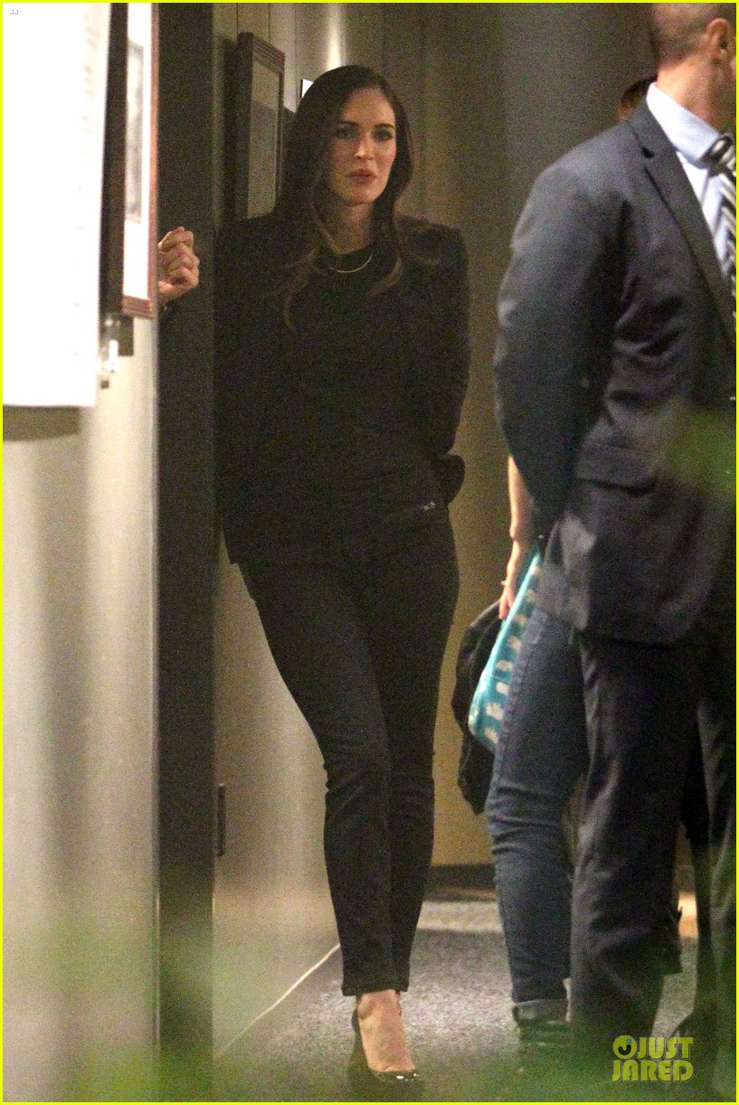 Megan Fox: 'This is 40' Featurette - Watch Now!: Photo 2761233 | Judd ...